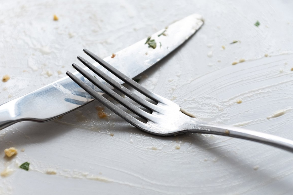 Clean Your Plate Psychology: Why We Overeat Even When We’re Full? – Xorvex